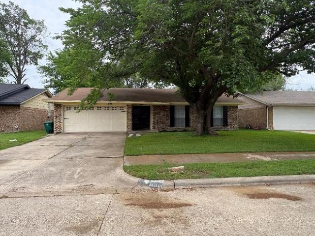 3 Br, 2 bath, Single Family 724 Melinda Dr