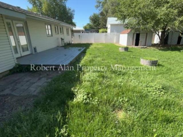 3 Br, 2 bath, Single Family 724 SW 37th St