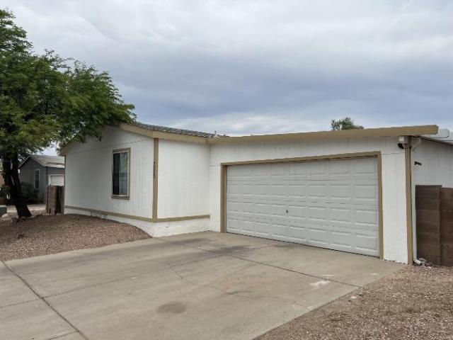 3 Br, 2 bath, Single Family 7253 S Ventanna De Las Piedras