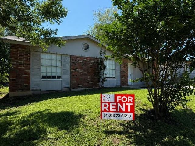 3 Br, 2 bath, Single Family 7319 Walnut Valley