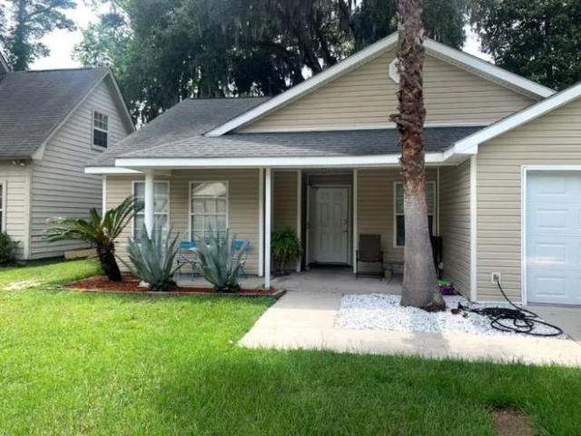 3 Br, 2 bath, Single Family 7339 Leghorn St