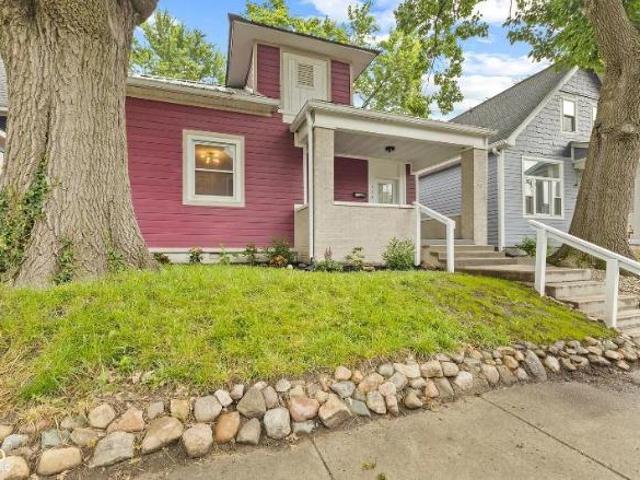 3 Br, 2 bath, Single Family 734 Parkway Ave