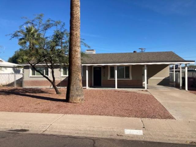 3 Br, 2 bath, Single Family 7358 E Mcklinley