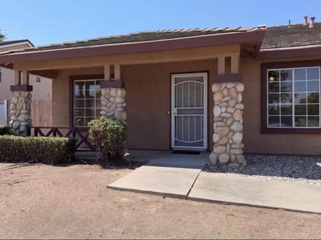 3 Br, 2 bath, Single Family 8406 Orchard Creek Way