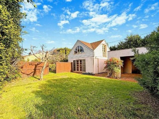 3 Br, 2 bath, Single Family 844 25th St