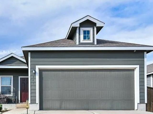 3 Br, 2 bath, Single Family 848 Circle Way