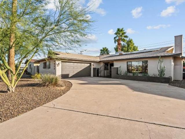 3 Br, 2 bath, Single Family 8543 E Jackrabbit Rd