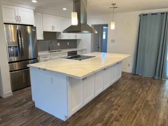 3 Br, 2 bath, Single Family 8608 East Highland Avenue