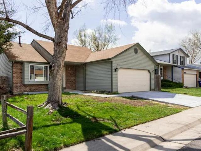 3 Br, 2 bath, Single Family 8636 W Teton Ave