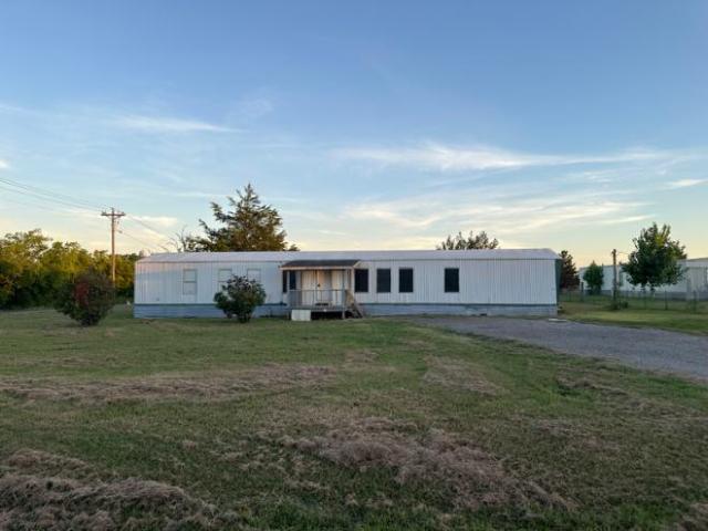 3 Br, 2 bath, Single Family 8749 County Road 3602
