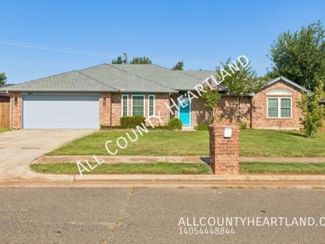 3 Br, 2 bath, Single Family 8801 Scirocco Cir