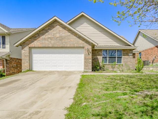 3 Br, 2 bath, Single Family 8915 Wild Rose Ln