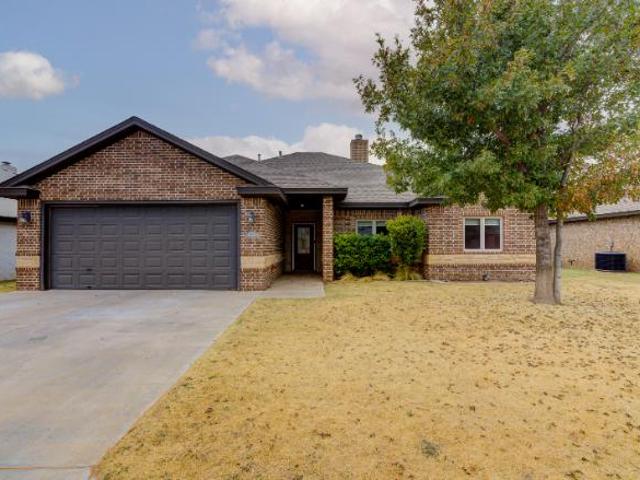 3 Br, 2 bath, Single Family 803 Ave S