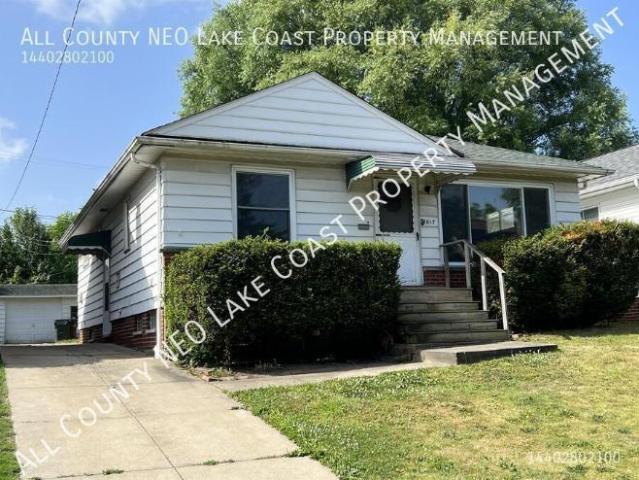 3 Br, 2 bath, Single Family 8017 Fernhill Ave
