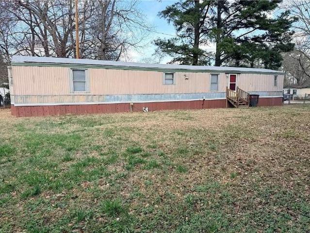 3 Br, 2 bath, Single Family 804 Vagabond Dr