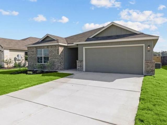 3 Br, 2 bath, Single Family 805 Stonemanor Bay