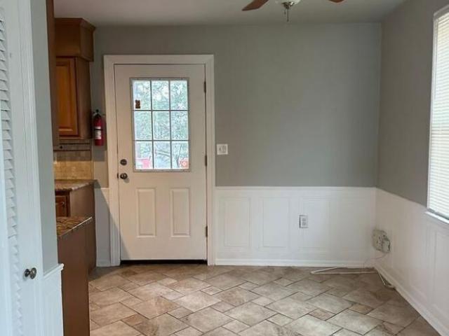 3 Br, 2 bath, Single Family 808 Templecliff Rd