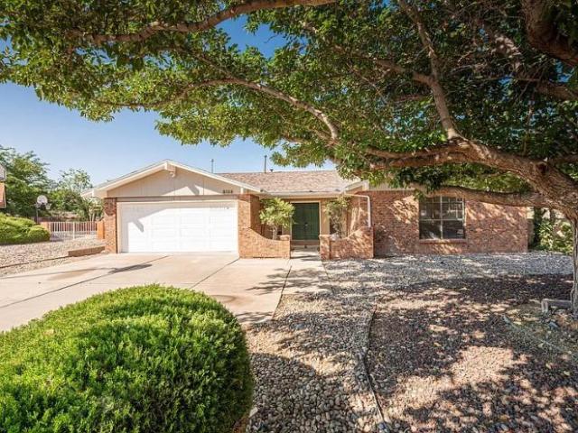 3 Br, 2 bath, Single Family 8108 Siguard Ct NE