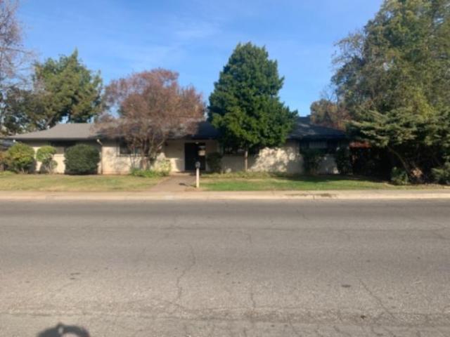 3 Br, 2 bath, Single Family 810 Madrone Ave
