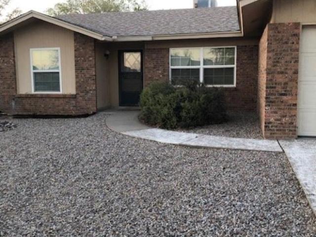 3 Br, 2 bath, Single Family 8129 Shannon Street N E