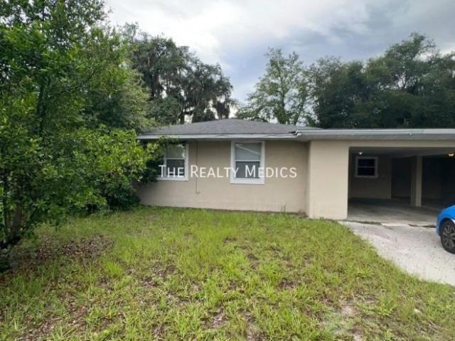 3 Br, 2 bath, Single Family 815 W Wisconsin Ave