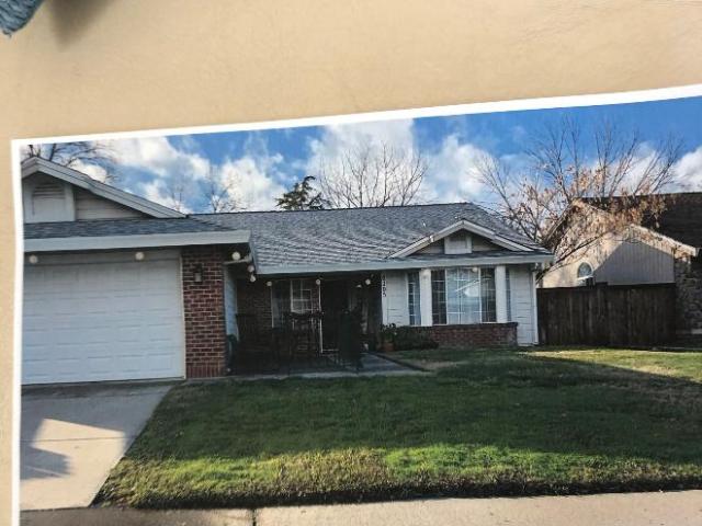 3 Br, 2 bath, Single Family 8205 Orchid Tree Way