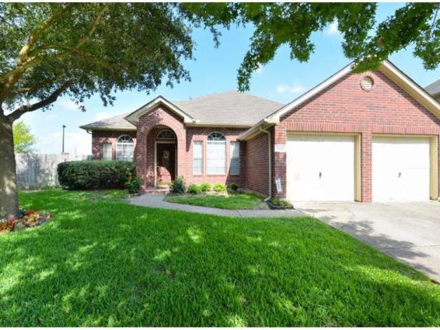 3 Br, 2 bath, Single Family 8207 Fairgrove Park Court