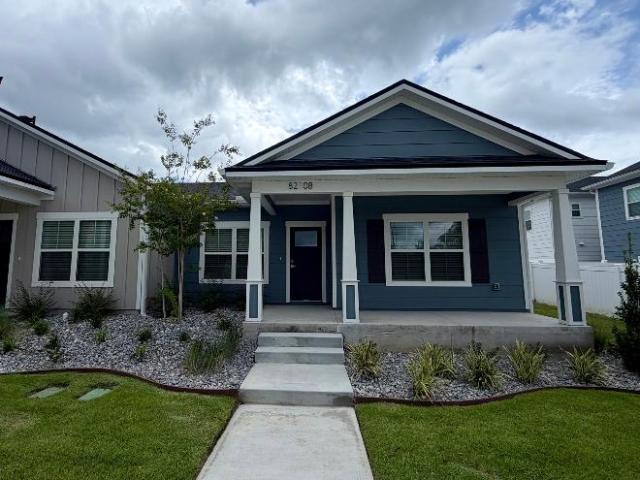 3 Br, 2 bath, Single Family 8210 NW 37th Road