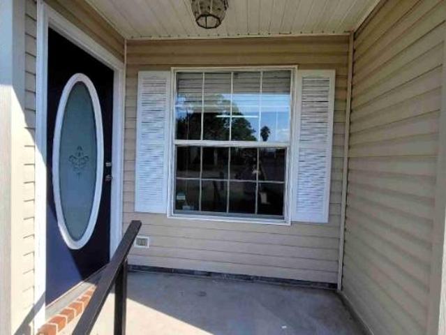 3 Br, 2 bath, Single Family 953 Osprey Ct
