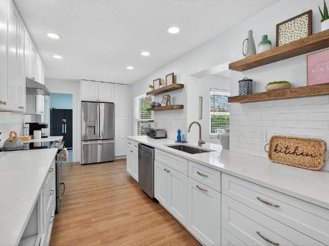 3 Br, 2 bath, Single Family 9627 Althea Way