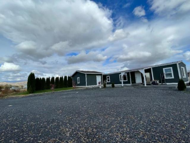 3 Br, 2 bath, Single Family 9635 Road H