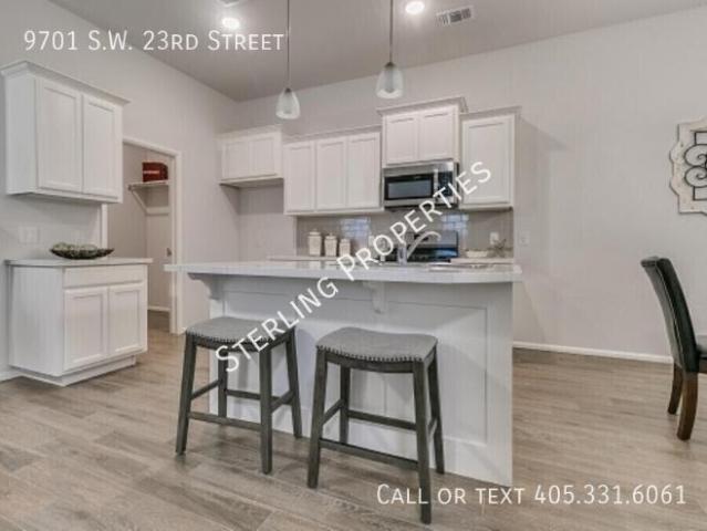 3 Br, 2 bath, Single Family 9701 S W 23rd Street