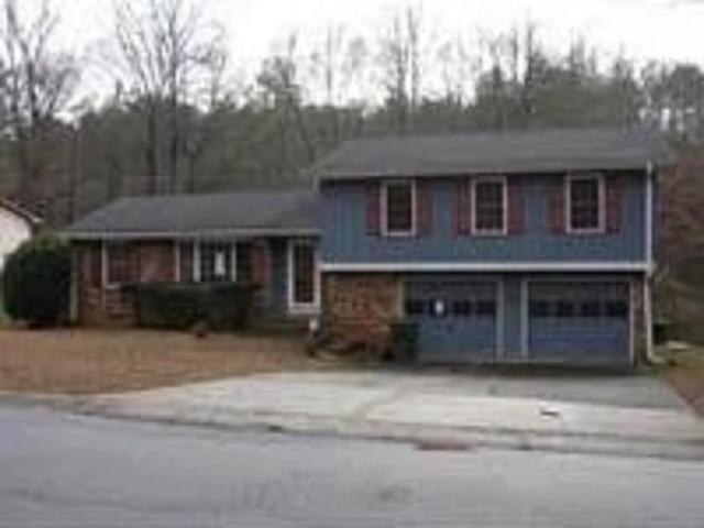 3 Br, 2 bath, Single Family 970 Woodcrossing