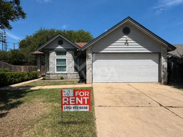 3 Br, 2 bath, Single Family 9840 Logans Ridge Dr