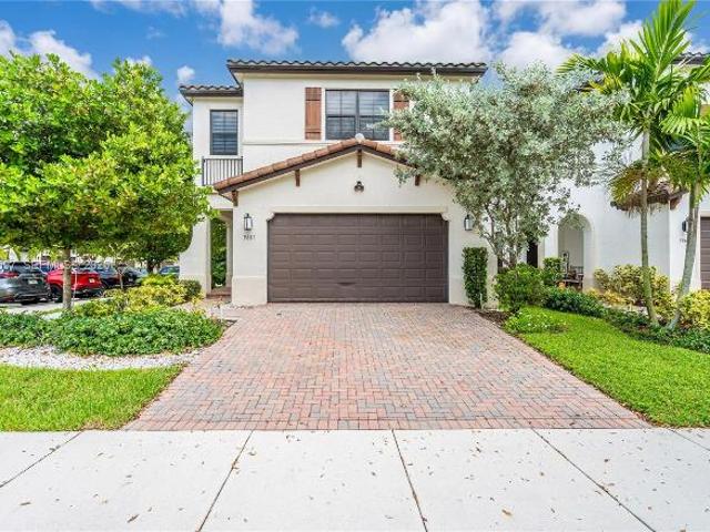 3 Br, 2 bath, Single Family 9881 W 34th Ave