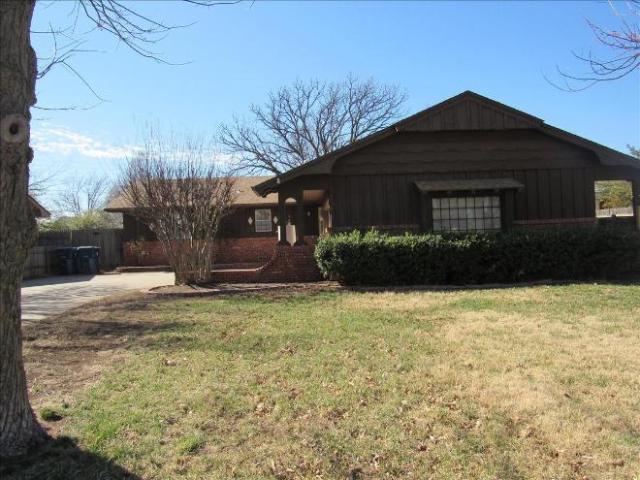 3 Br, 2 bath, Single Family 9909 Sunnymeade Pl