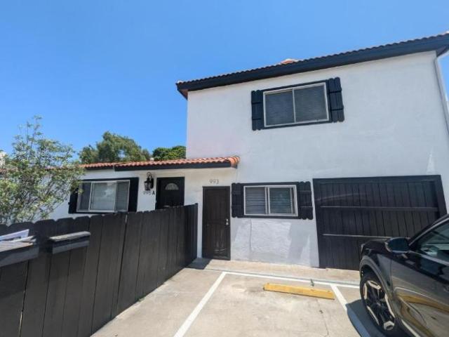 3 Br, 2 bath, Single Family 995 Rosecrans St
