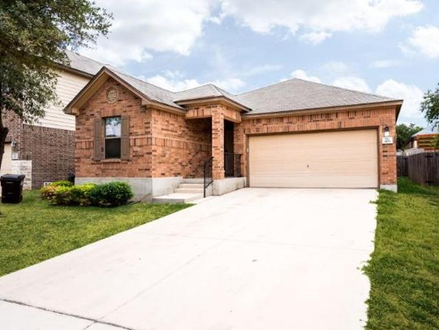 3 Br, 2 bath, Single Family 903 Spello Cir