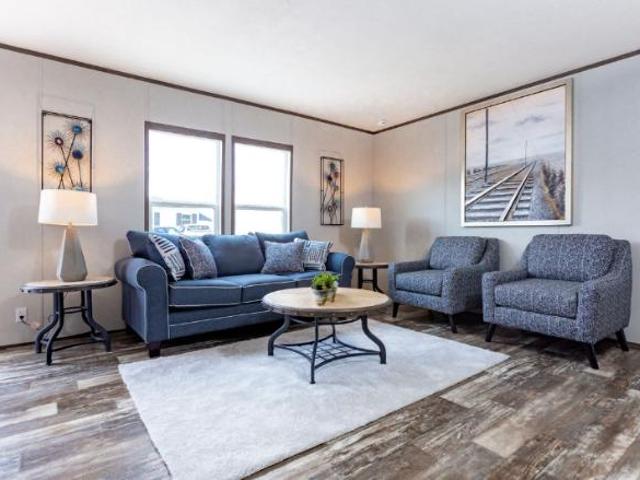3 Br, 2 bath, Single Family 901 Joy Rd