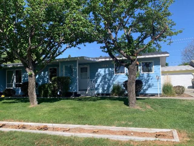 3 Br, 2 bath, Single Family 902 Birch Ave