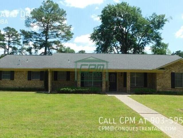 3 Br, 2 bath, Single Family 905 David Dr