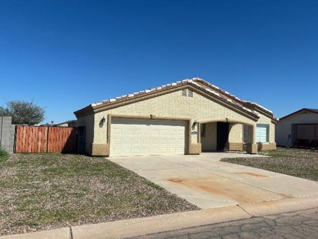 3 Br, 2 bath, Single Family 9088 W Rafael Dr
