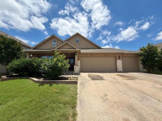 3 Br, 2 bath, Single Family 908 Arvada Dr