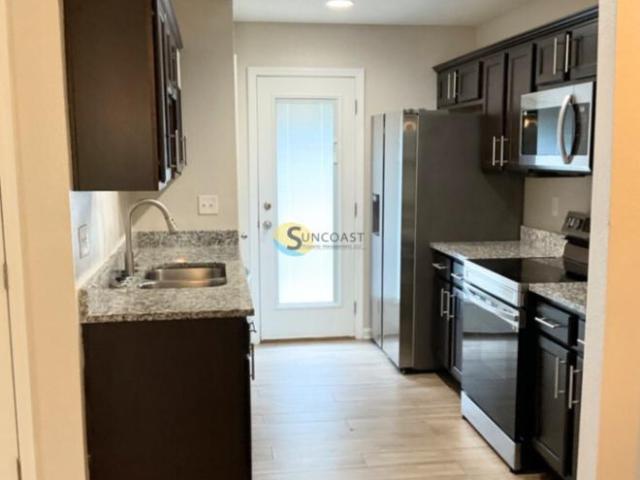 3 Br, 2 bath, Single Family 9116 Monroe Ave