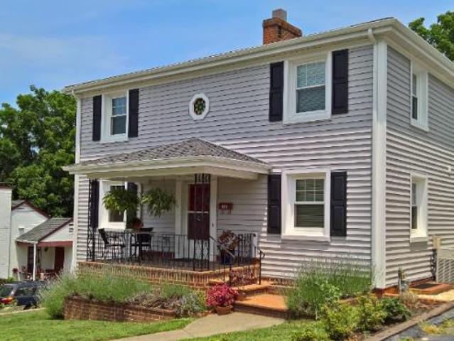 3 Br, 2 bath, Single Family 911 Blenheim Ave