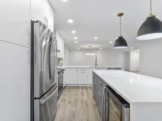 3 Br, 2 bath, Single Family 9180 Pine Springs Drive