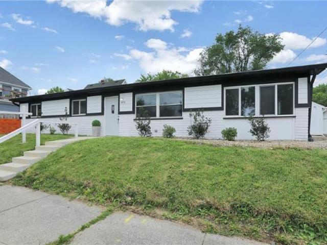 3 Br, 2 bath, Single Family 919 Palmer St