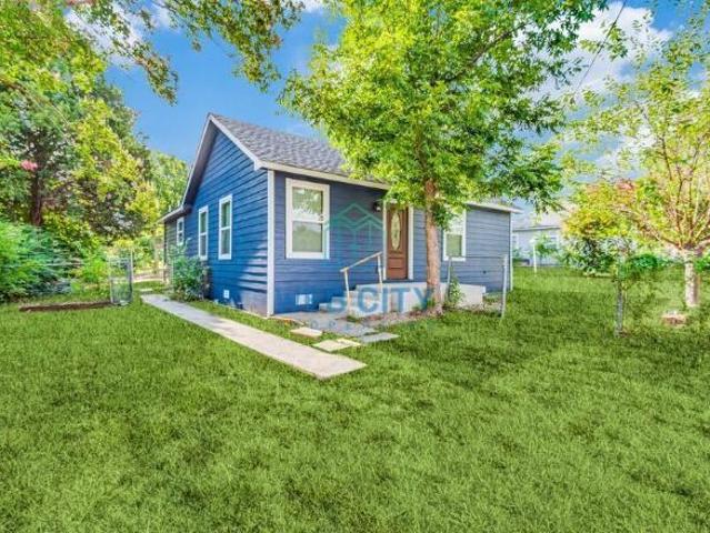 3 Br, 2 bath, Single Family 9214 Metz Ave