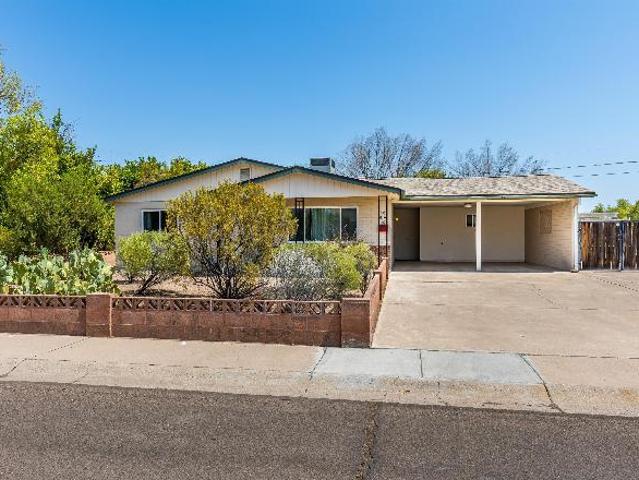3 Br, 2 bath, Single Family 921 West 16th Street