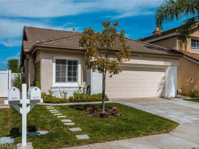 3 Br, 2 bath, Single Family 927 S Firefly Dr